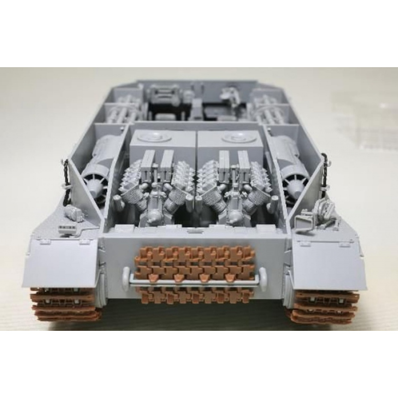 Amusing Hobby 35A061 - 1/35 Pz.Kpfw.VI Tiger (P) 'Truppenübungsfahrzeug ...