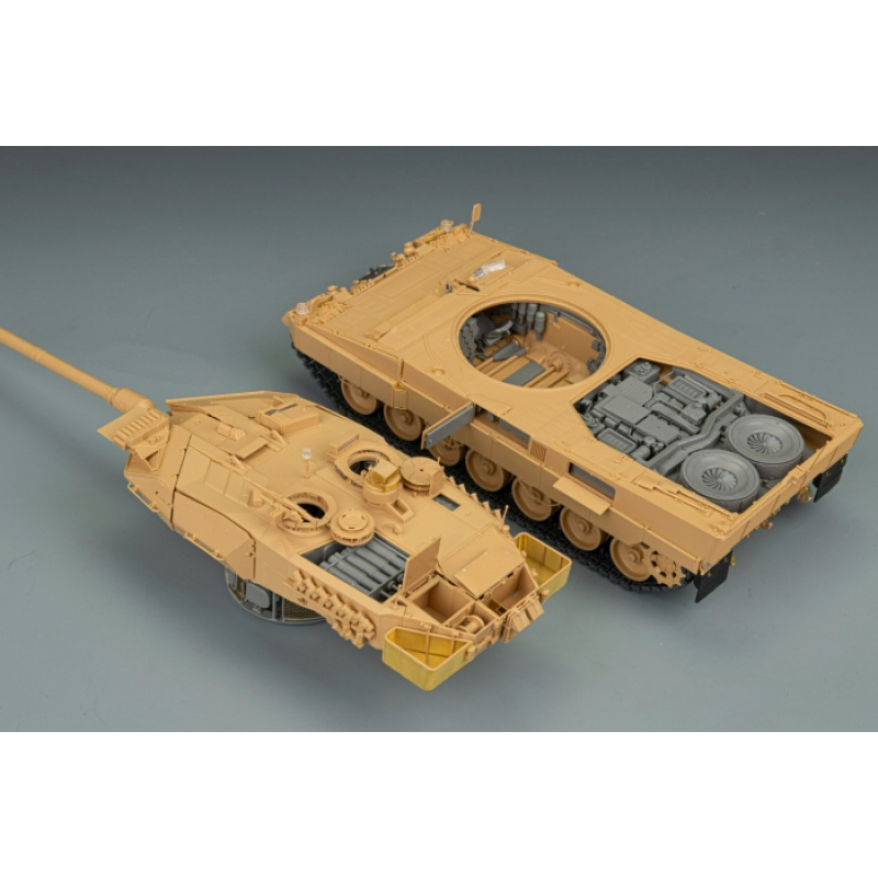 Rye Field Model RM-5066 - 1/35 Leopard 2A6 MBT w. Full Interior