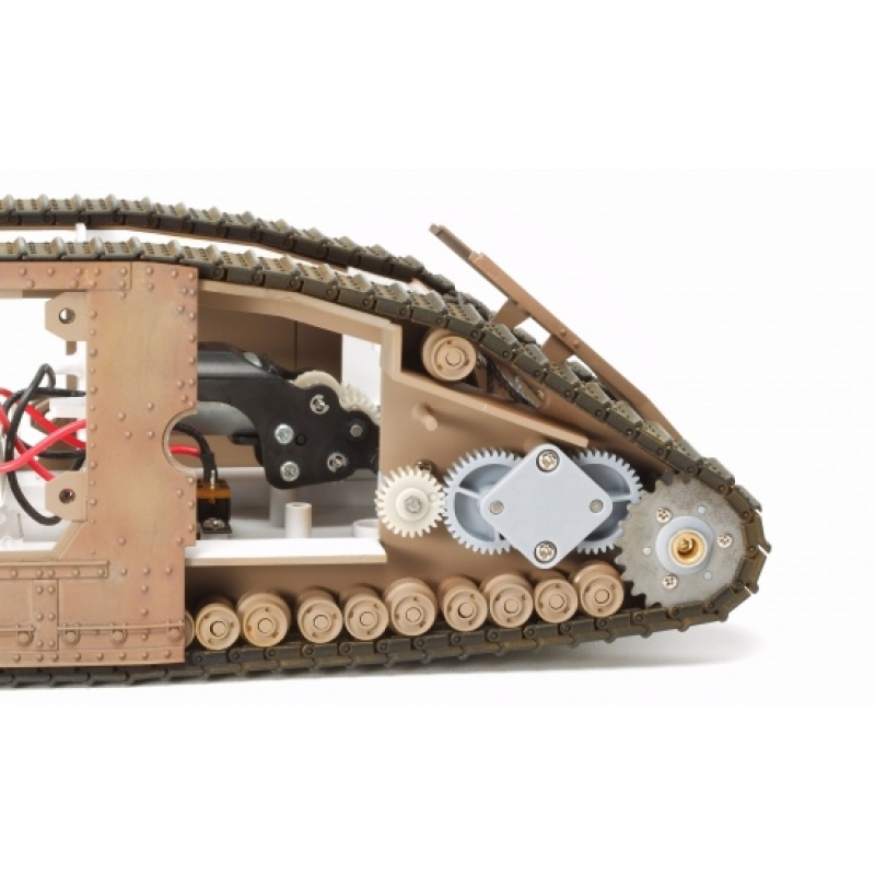 Tamiya 30057 - 1/35 WWI British Tank Mk.IV Male