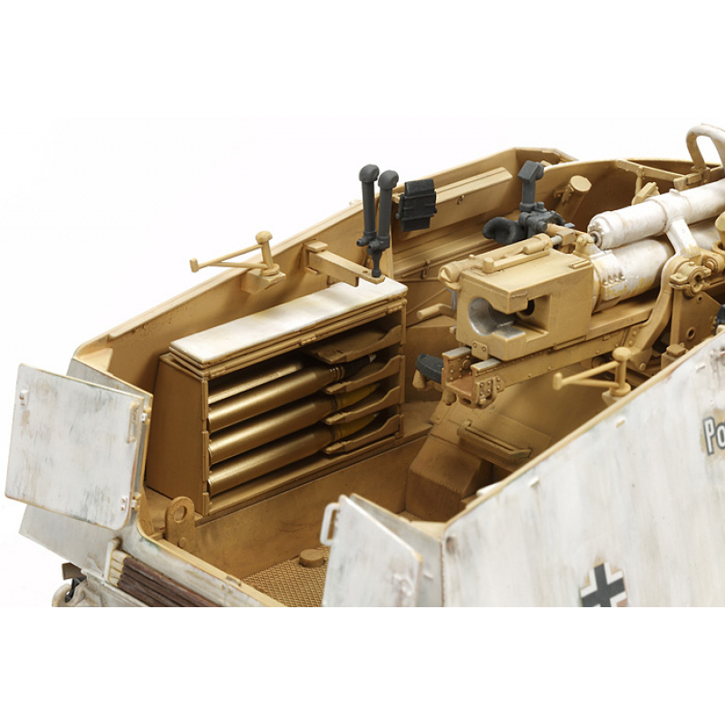 Tamiya 35335 - 1/35 Sd.Kfz.164 Nashorn