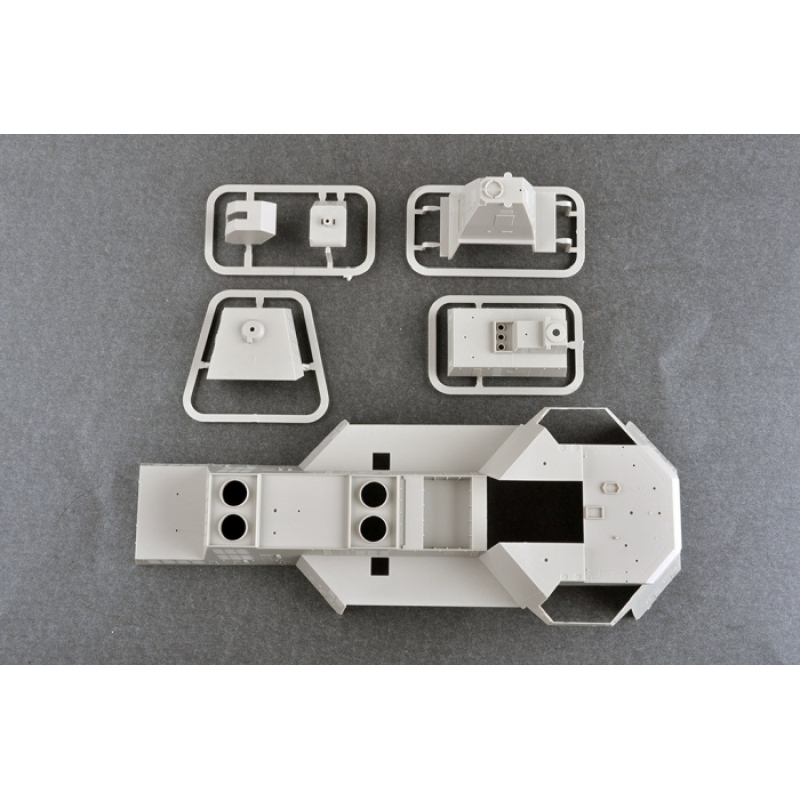 Trumpeter 03620 - 1/200 PLA Navy Type 055 Destroyer