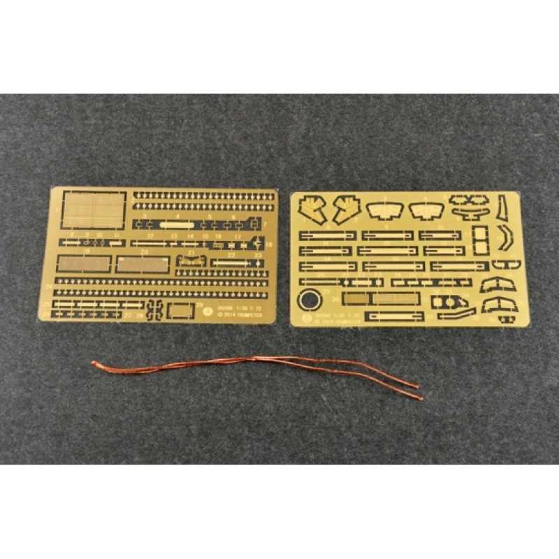 Trumpeter 09555 - 1/35 Russian T-72B1 MBT (w. Kontakt-1 Reactive Armor)